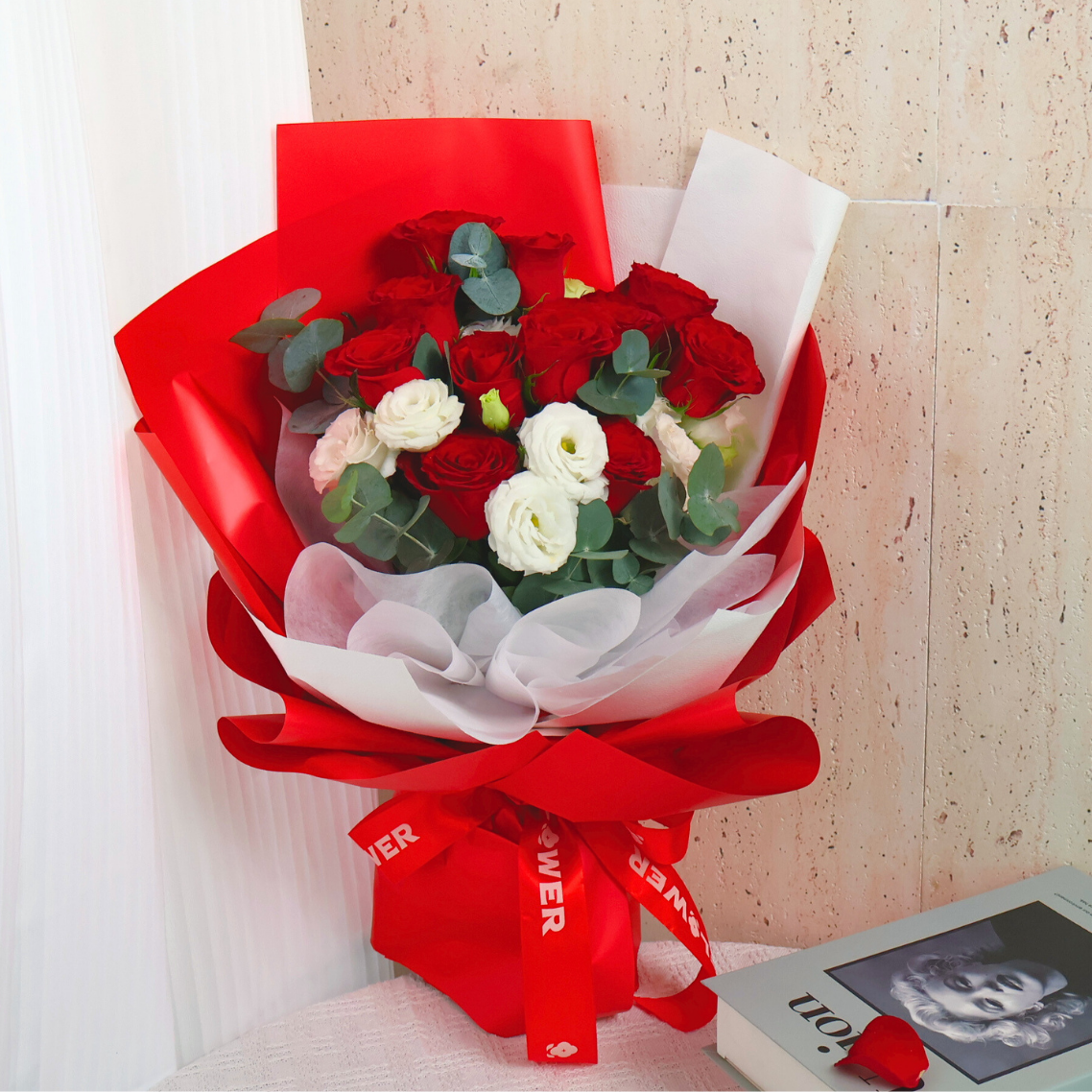 Auravine (12 Roses) - Flower Bouquet